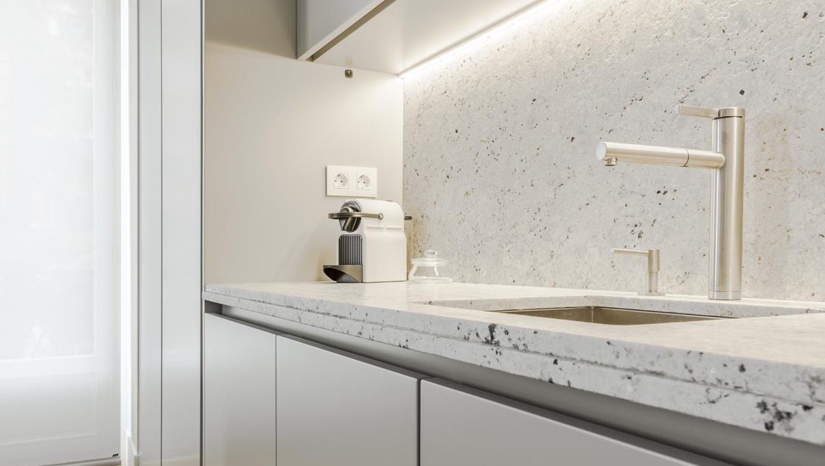 Encimeras de granito: una opción ganadora para tu cocina - Murelli Cucine